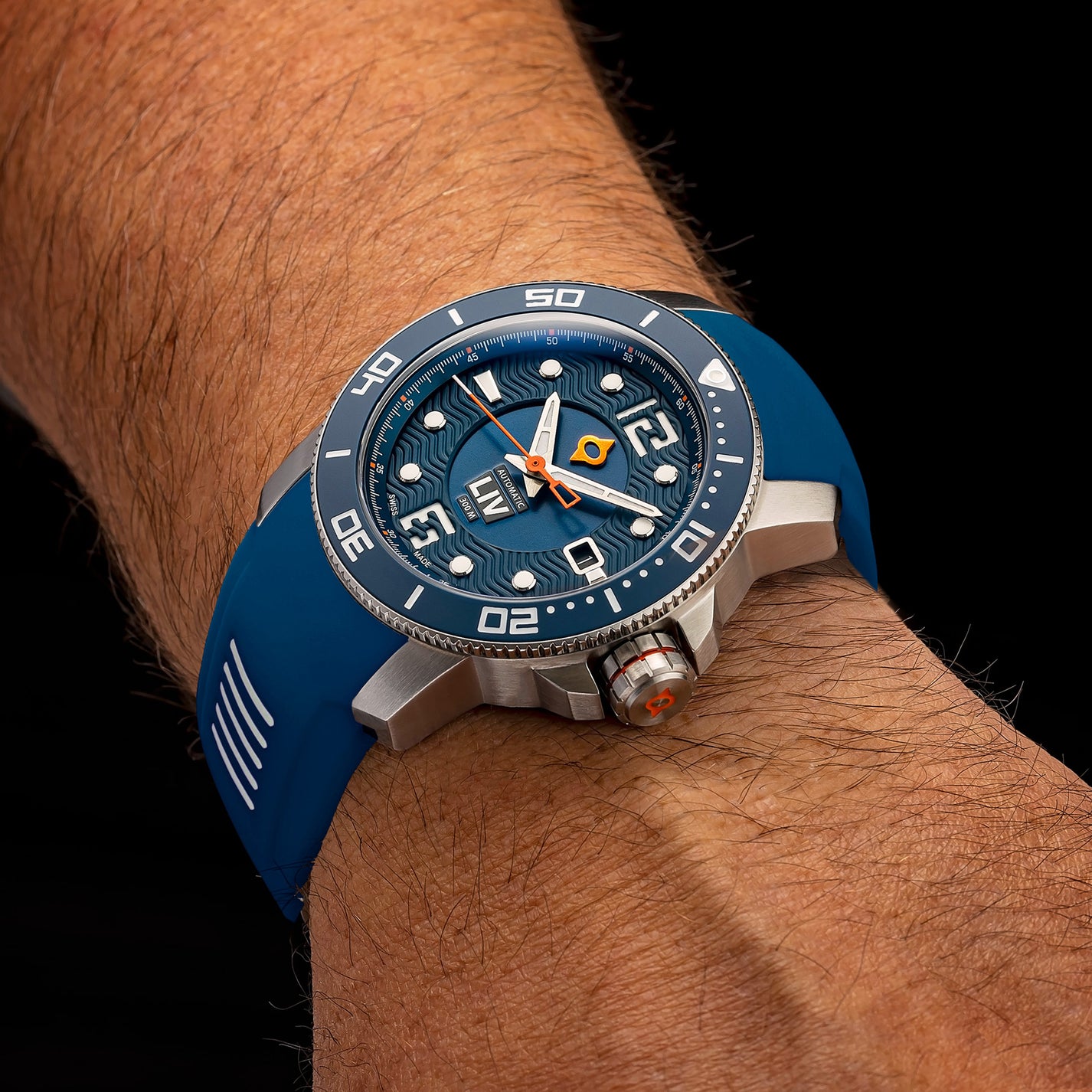Shop LIV GX-Diver's 41mm Steel Cobalt Swiss Auto Watch – LIV Swiss Watches