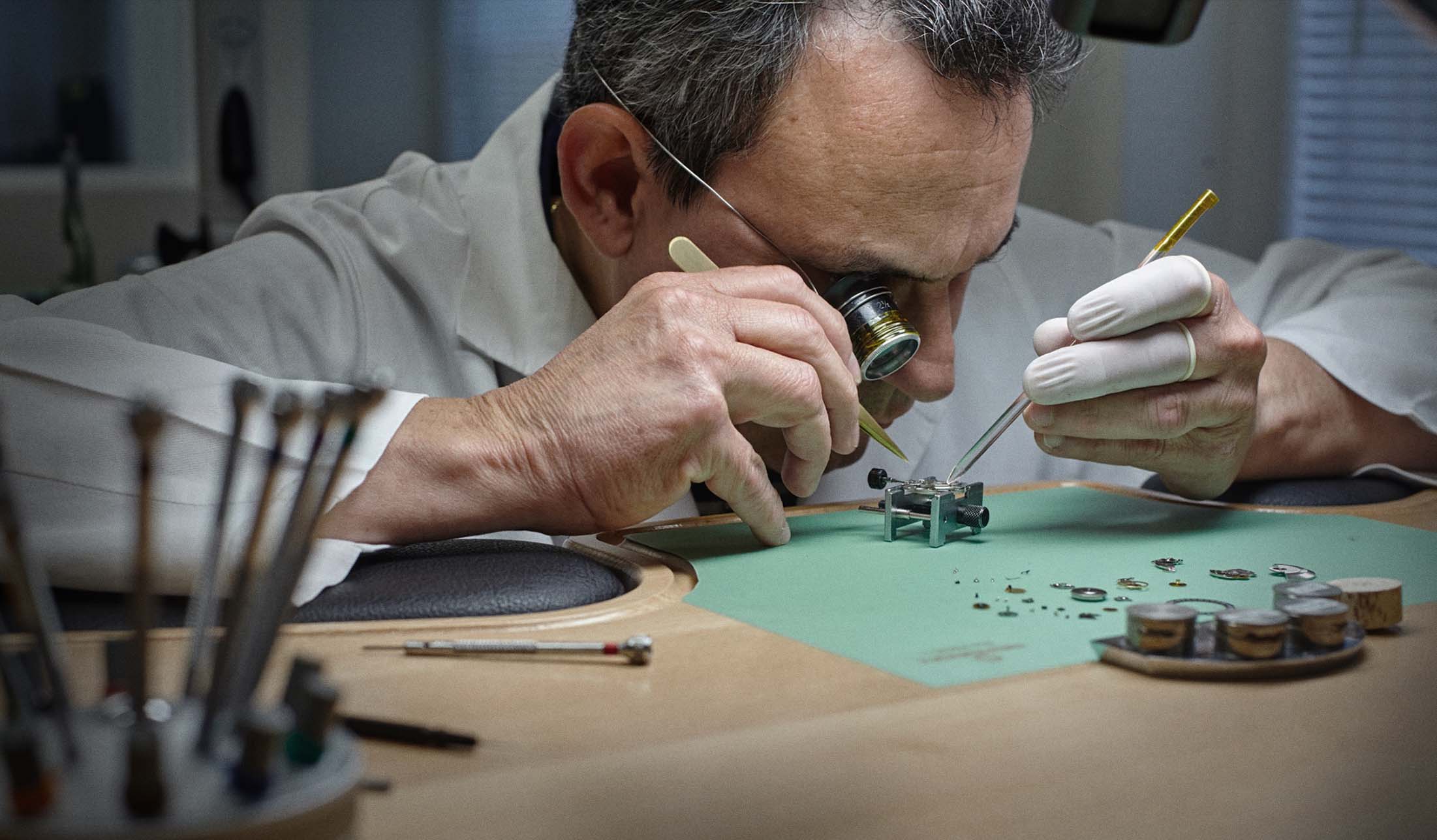 LIV Genesis Automatic & Quartz Watches – LIV Swiss Watches