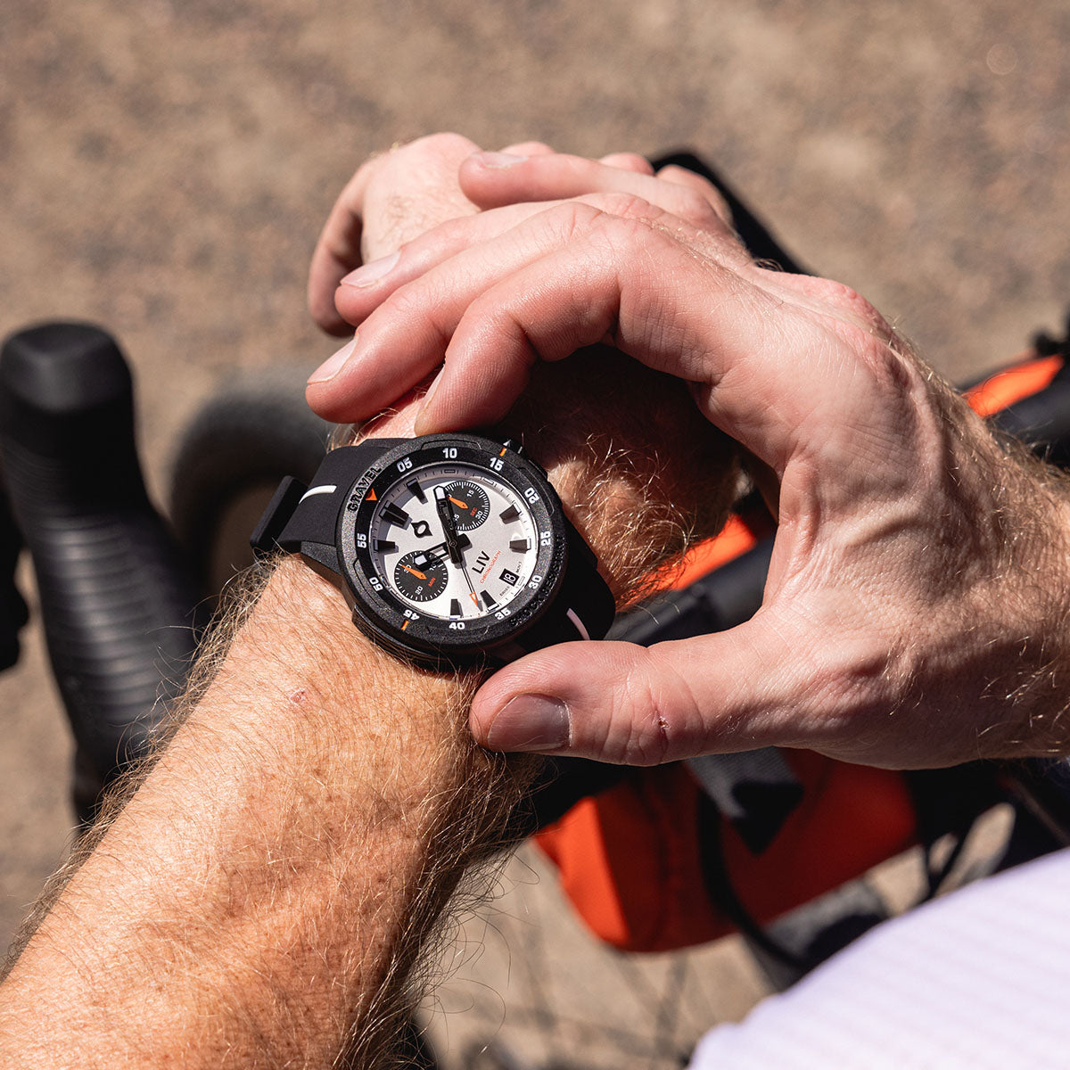 GRAVEL 002 SWISS PANDA RUGGED SWISS CHRONOGRAPH – LIV Swiss Watches